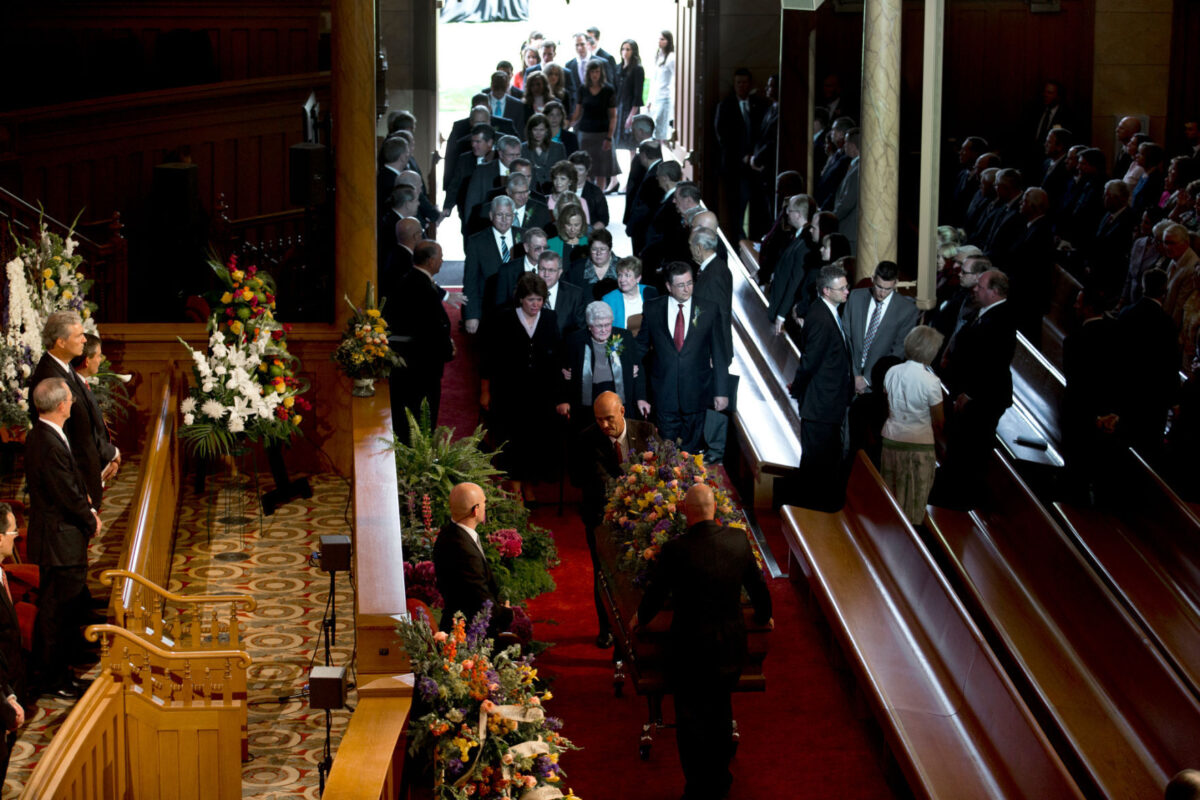 President Boyd K. Packer remembered as teacher, father, artist and ...